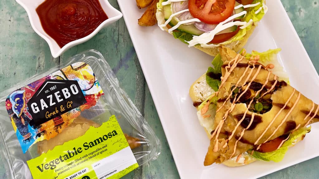 Vegetable Samosa Burger Recipe | Gazebo Cuisine